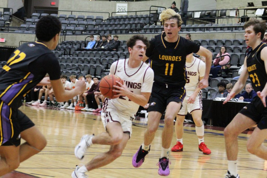 Saturday basketball: Holmen boys knock off Caledonia after strong first ...