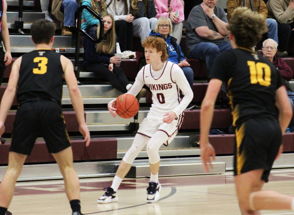 Boys basketball: Holmen sets up title game with Aquinas by beating ...