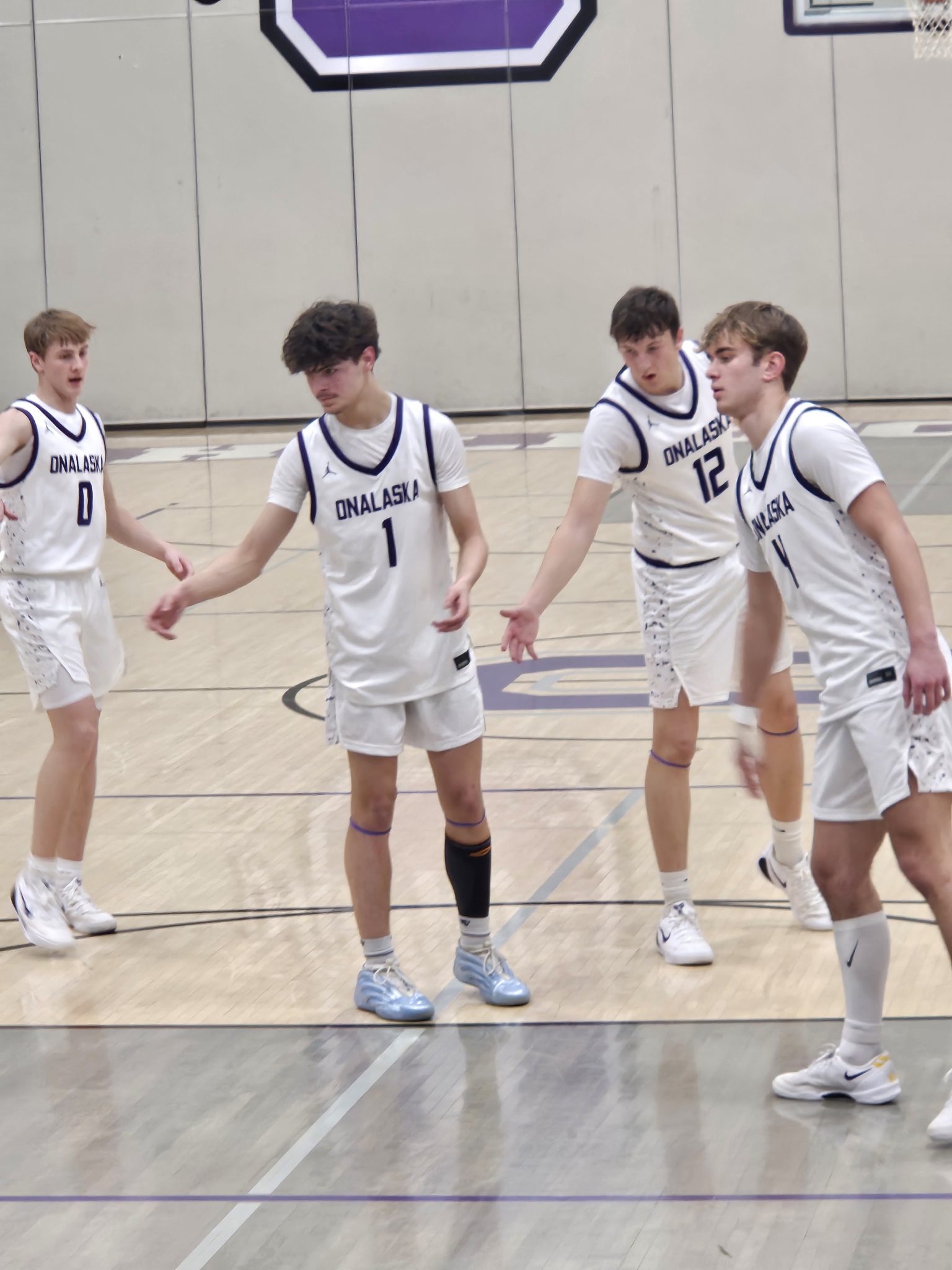 Thursday boys basketball: Onalaska clinches outright MVC title, Central ...