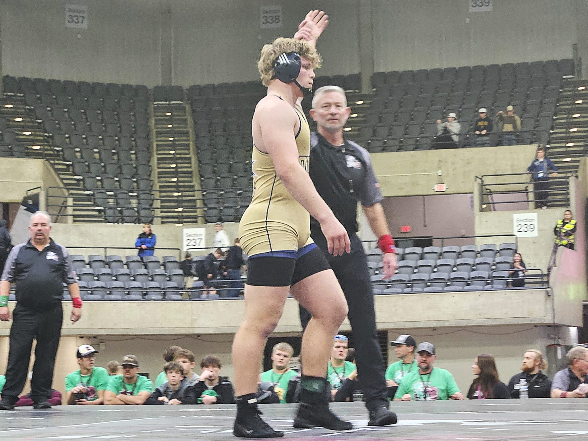 Bi-State Classic: Martin turns early five-point move into 285-pound ...